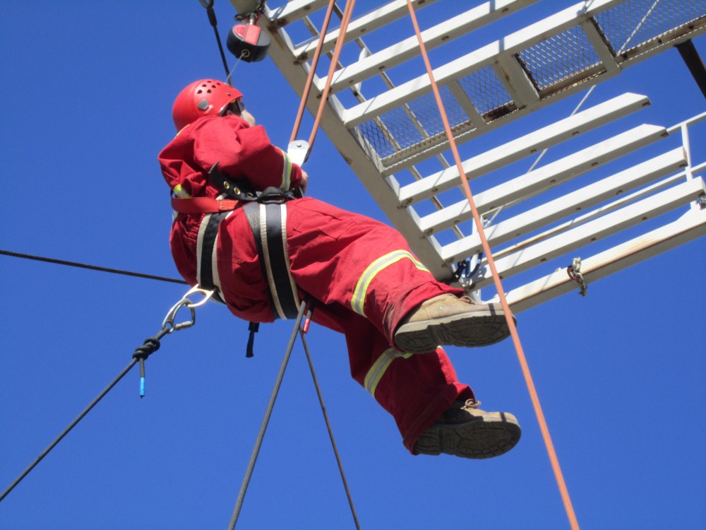 MI Safety - How High Angle Rope Rescue Training Courses Saves Lives